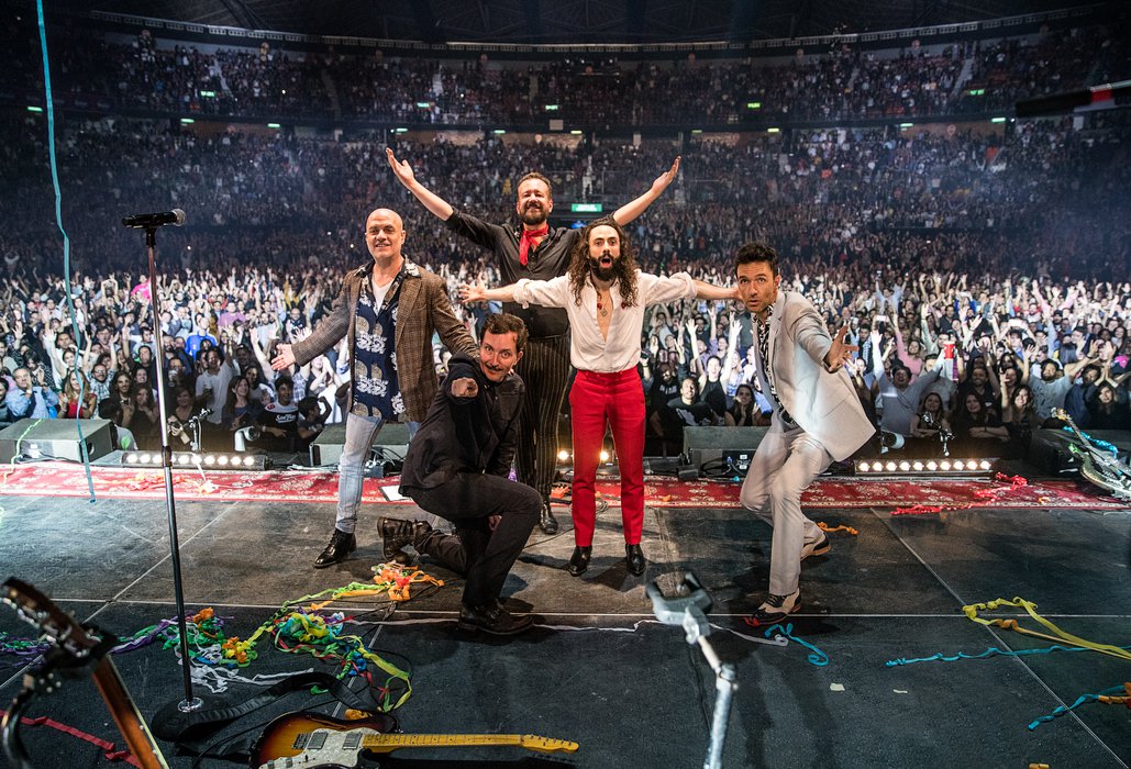 FOBIA CUMPLIÓ 30 AÑOS Y PARTIÓ PASTEL CON SUS CÓMPLICES | EL ALEBRIJE